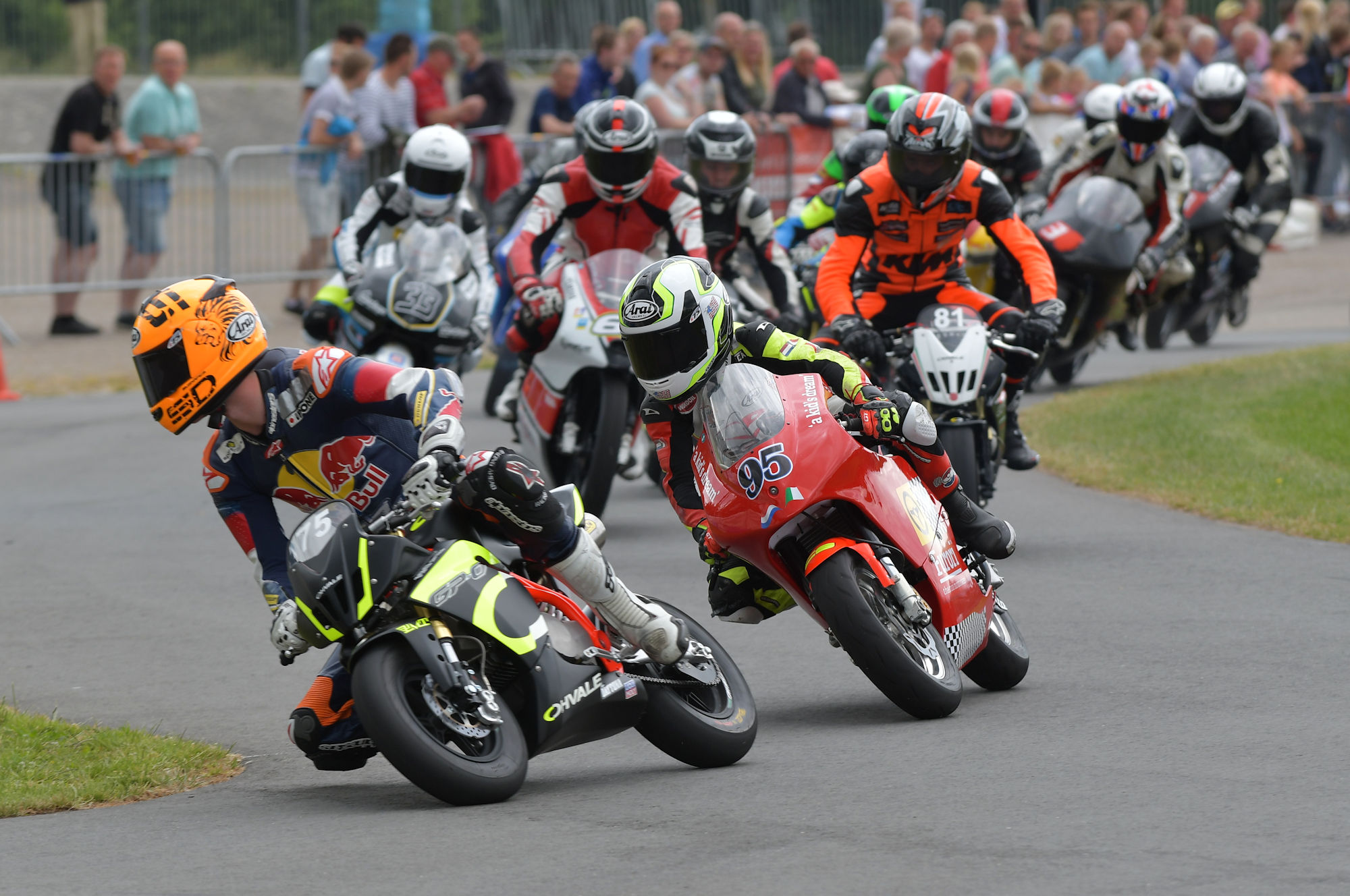 Debuut NK junior Moto Racing bij AMBC in Staphorst - AMBC Staphorst